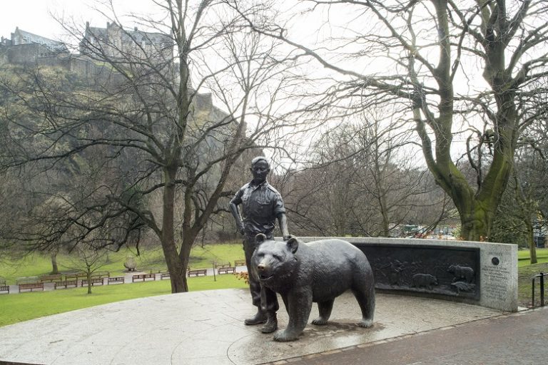 Wojtek the Bear That Went To War - HES Blog