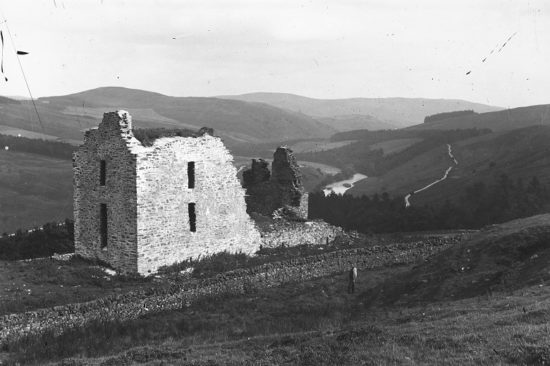 Love is All Around: Five Romantic Spots for Valentine's Day | HES