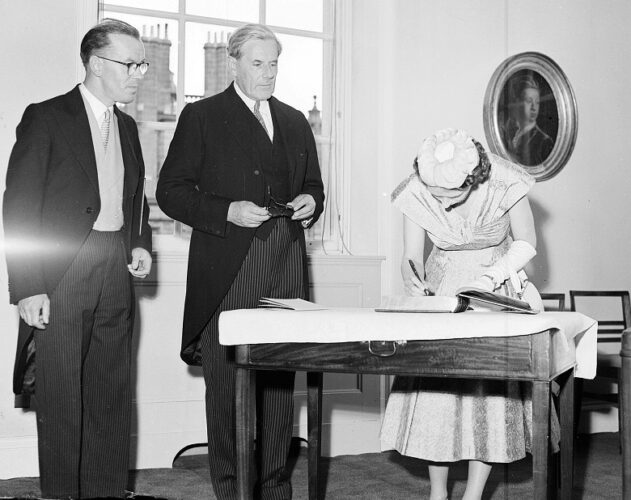 Six Scottish buildings (and a bridge) opened by the Queen