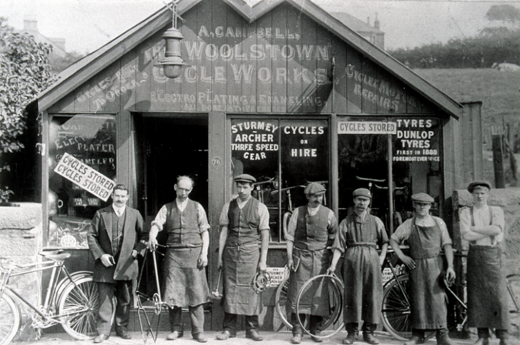 Wheelin' in the Years: A History of Scottish Cycling in Pictures