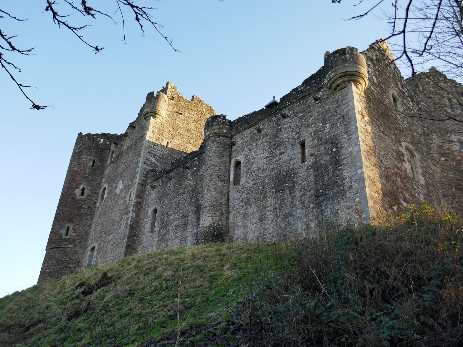 Five fabulous things about getting to Doune Castle without a car