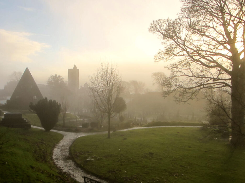 Five fabulous things about getting to Doune Castle without a car