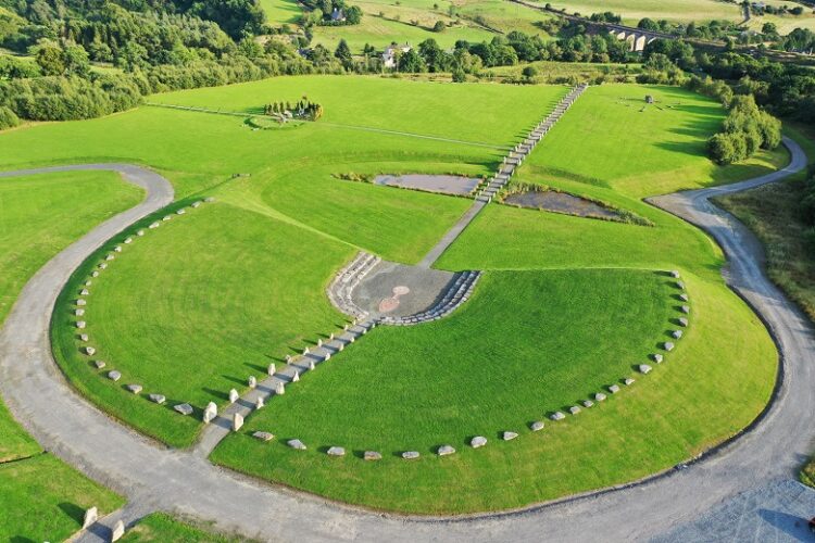 When the Coal Mine Ran Out of Coal: Creating Crawick Multiverse